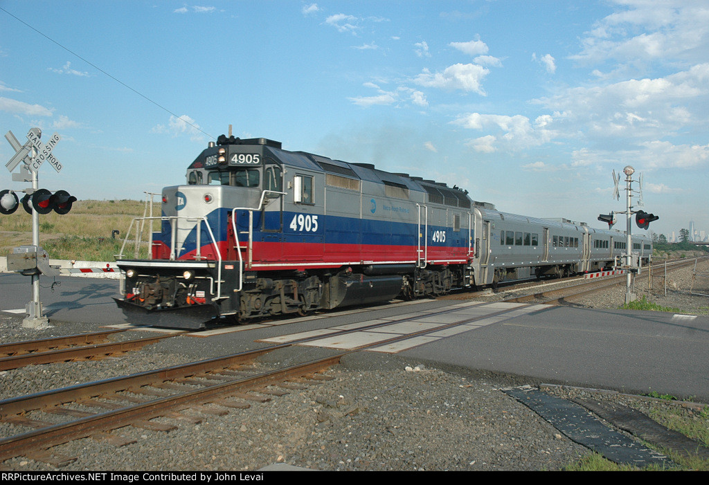 MNR WOH Express