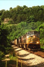 Pictures of KCS 3932