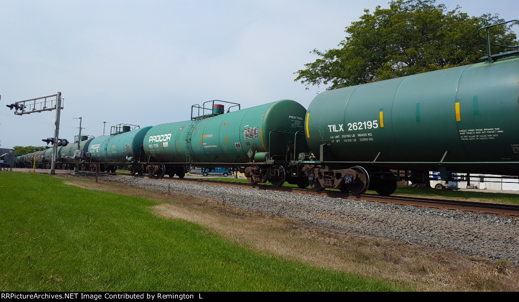 Green tank cars 292