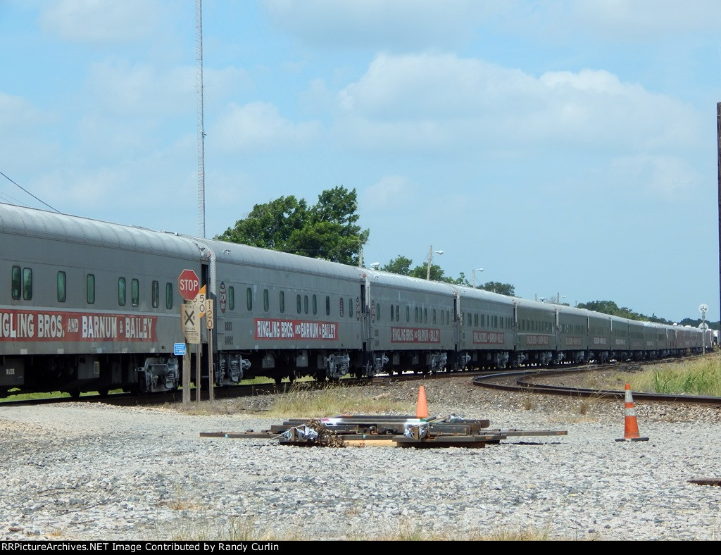 RBBB Red Circus Train