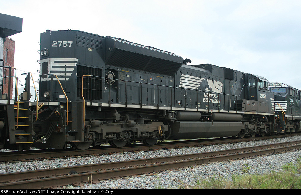 NS 2757