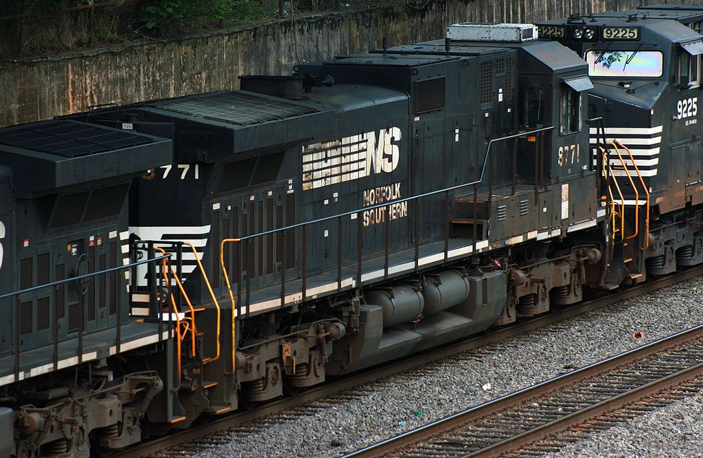 NS 8771