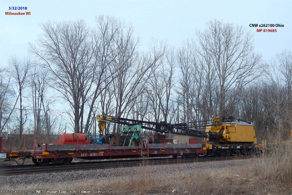CNW x262100 and tool/boom tender flat