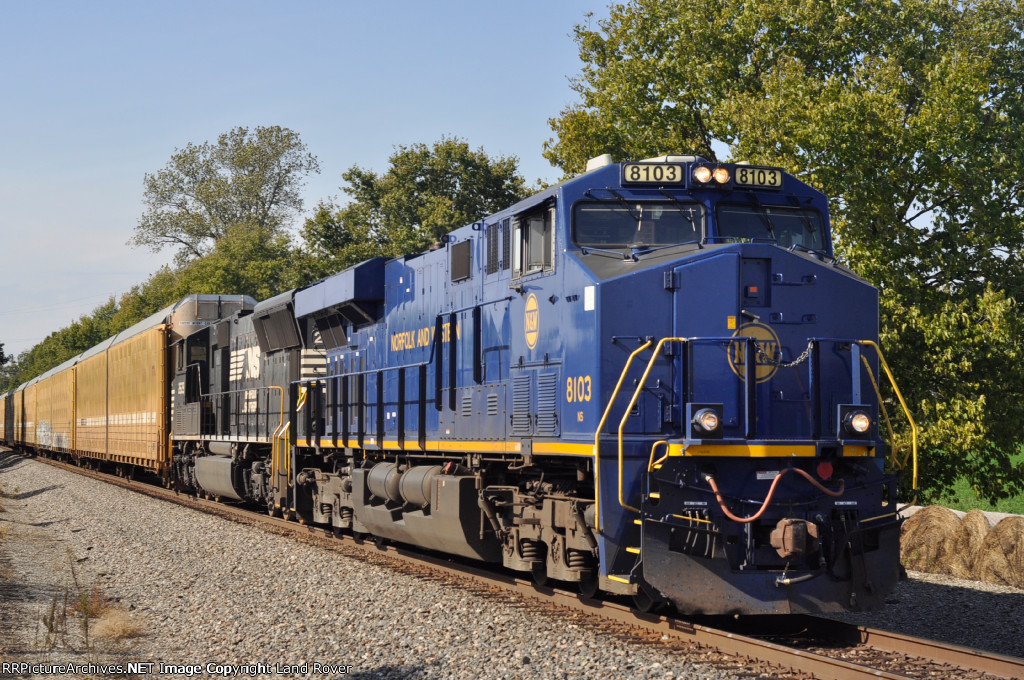 NS / N & W 8103 On NS 273 Eastbound