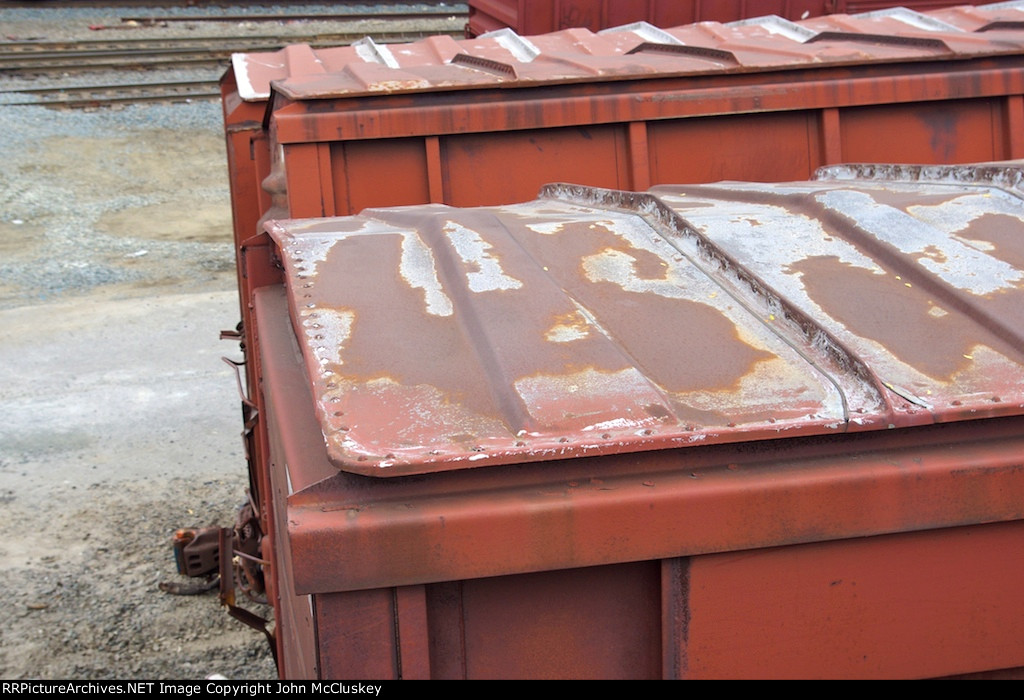A study in boxcar roofs