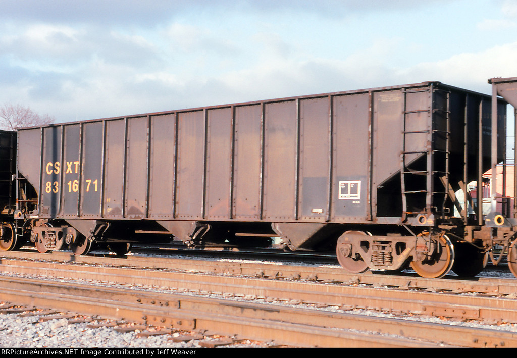CSXT 831671