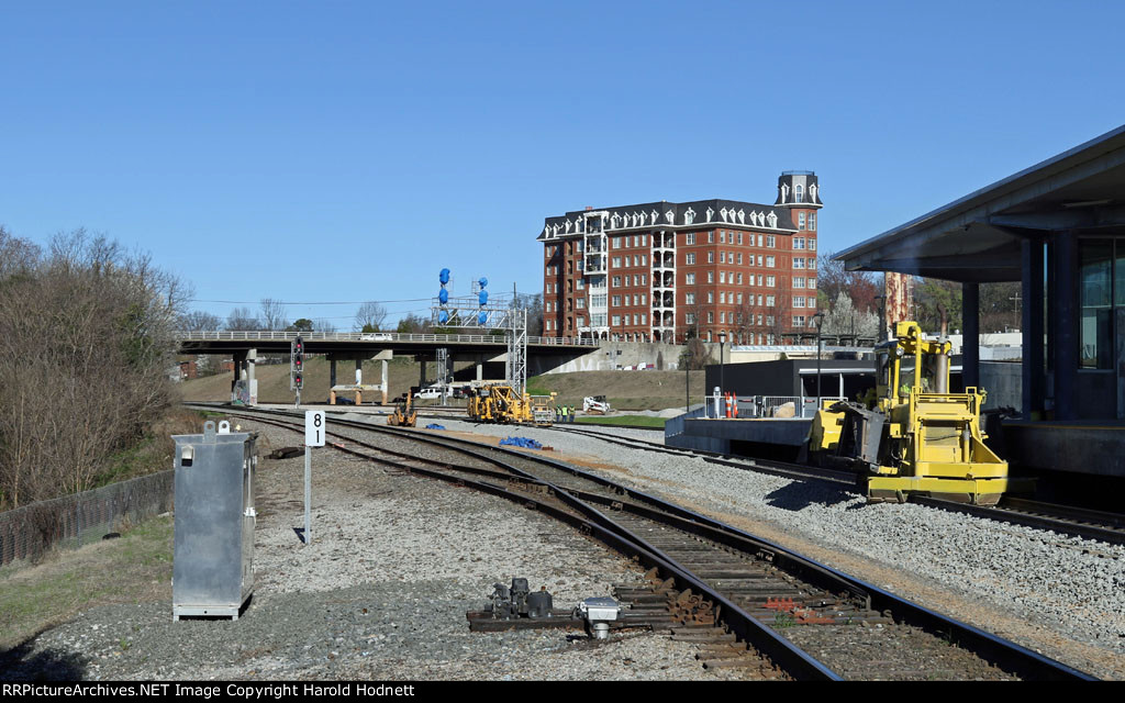 View from the end of the current platform looking towards Boylan Jct ...