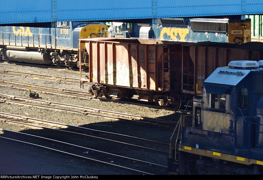 CSXT Ballast hopper