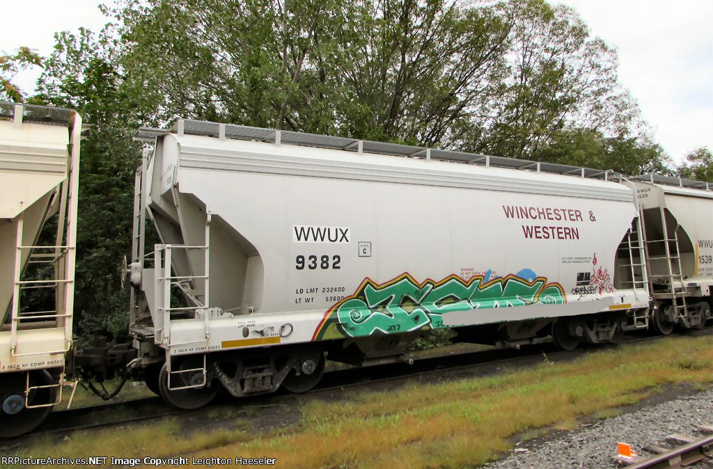 WWUX 9382 (ex-WW 9382)