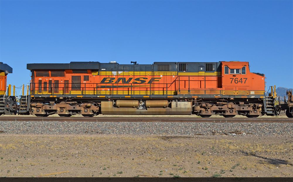 BNSF 7647