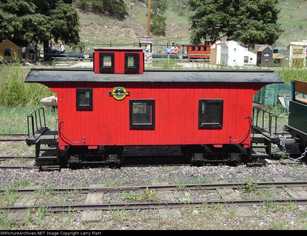 Tiny Town RR Wood Caboose