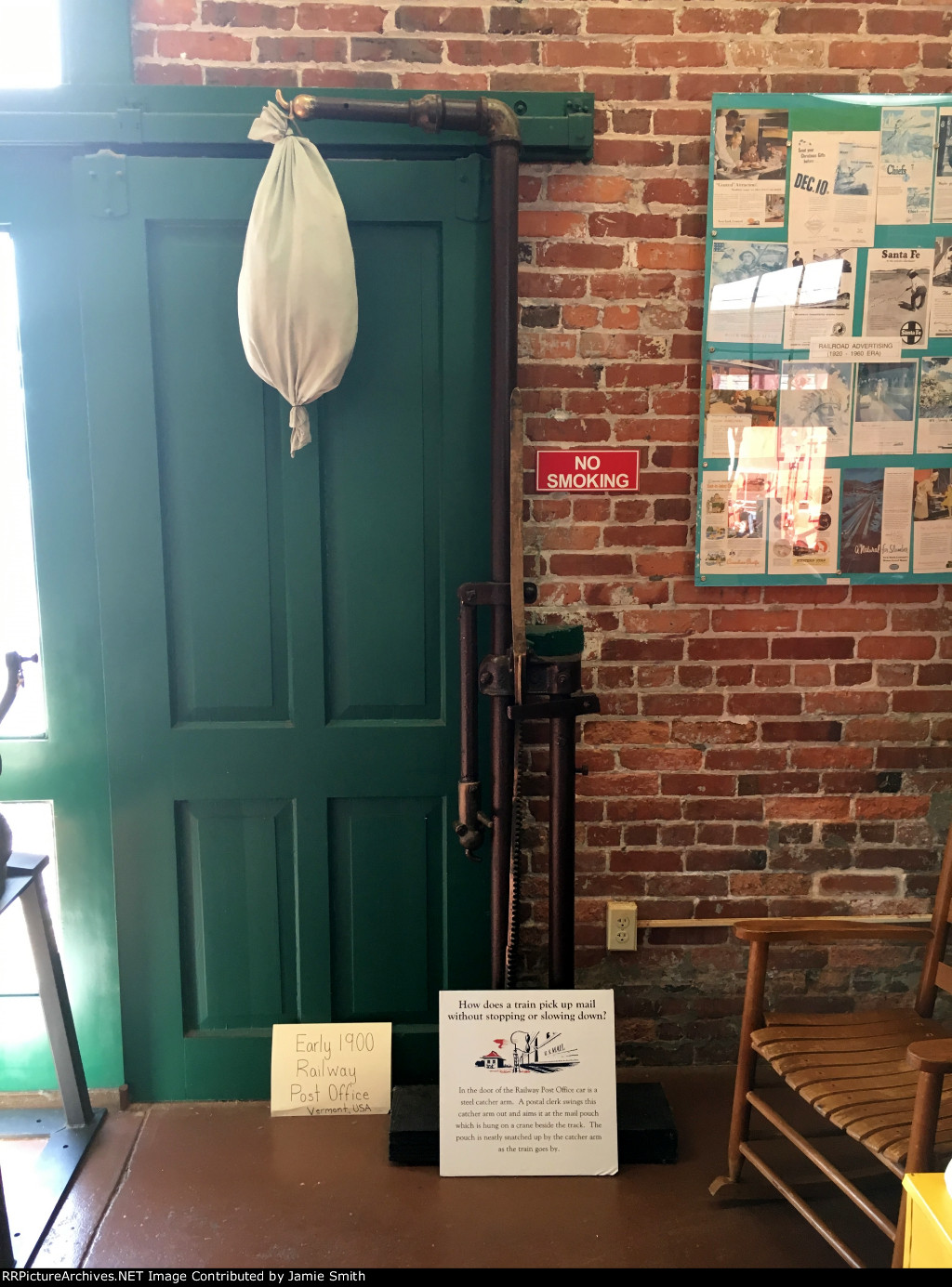 Early 1900 mail crane - Vermont