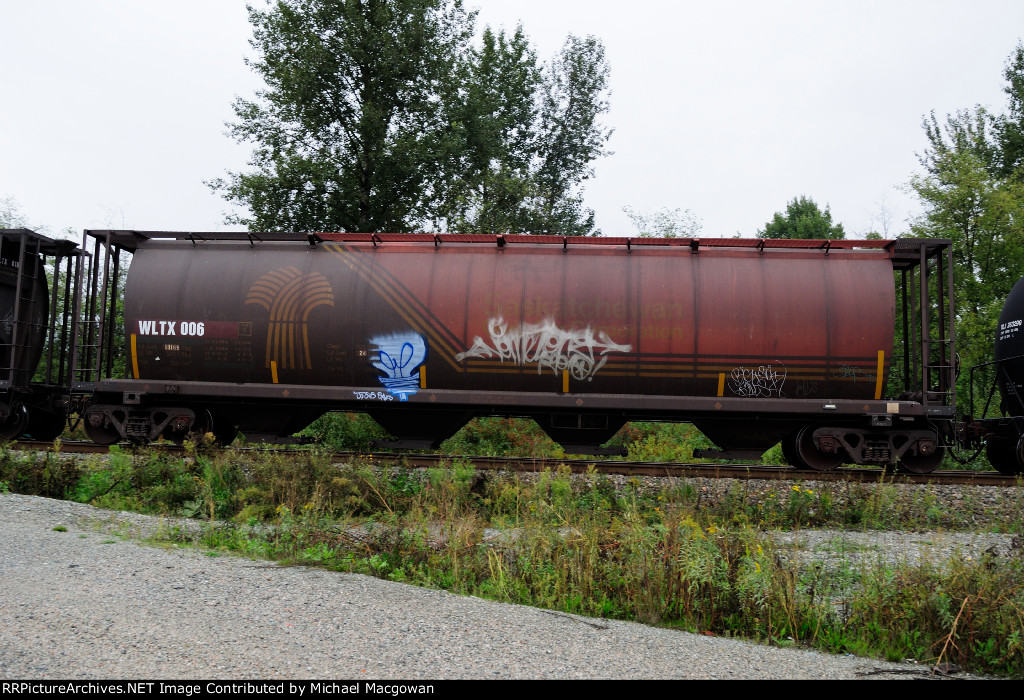 WLTX 006 4550 cu ft Grain Hopper SASKATCHEWAN GRAIN CAR CORP