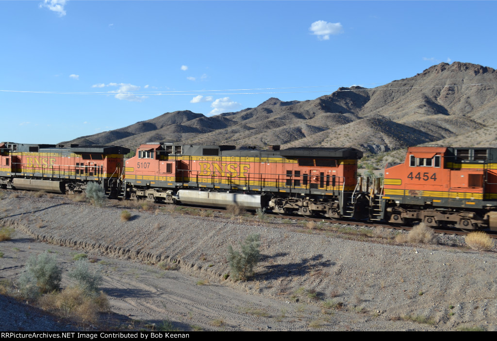 BNSF 5167