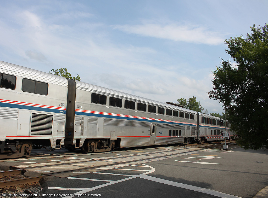 Train 53, the Auto Train