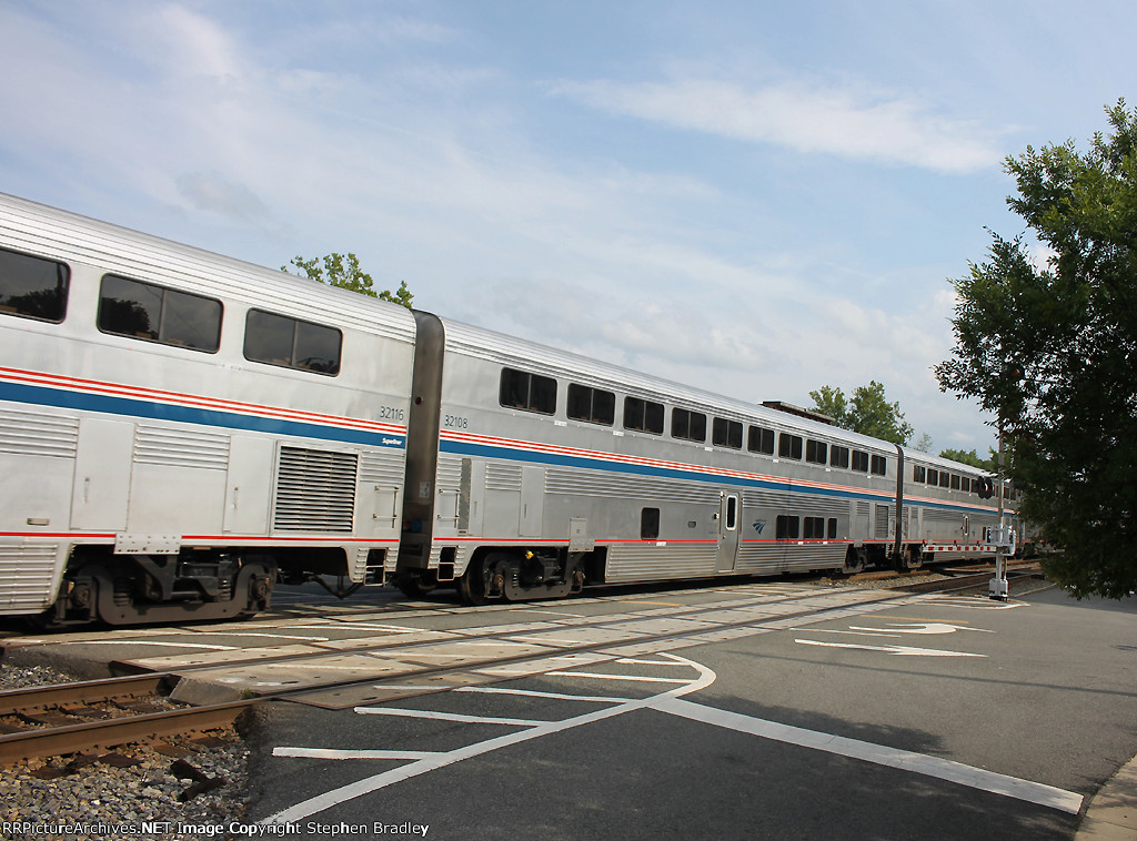 Train 53, the Auto Train