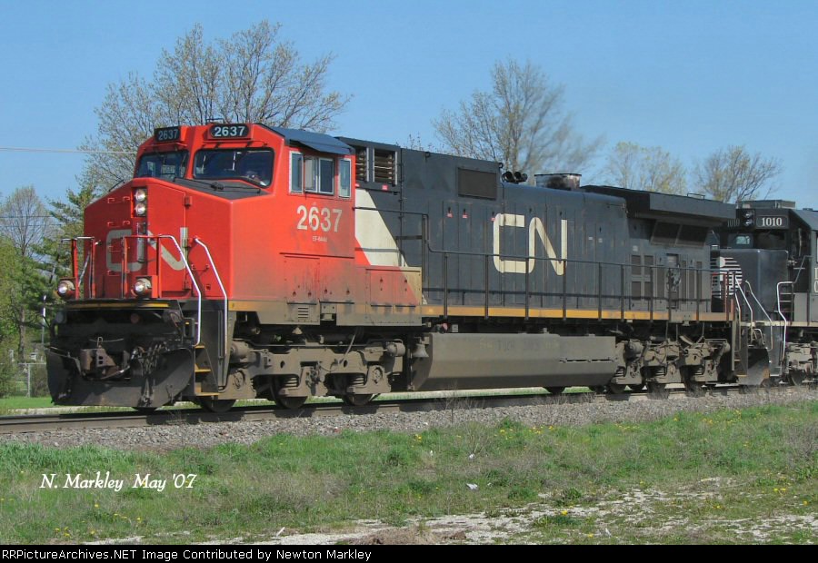 CN 2637