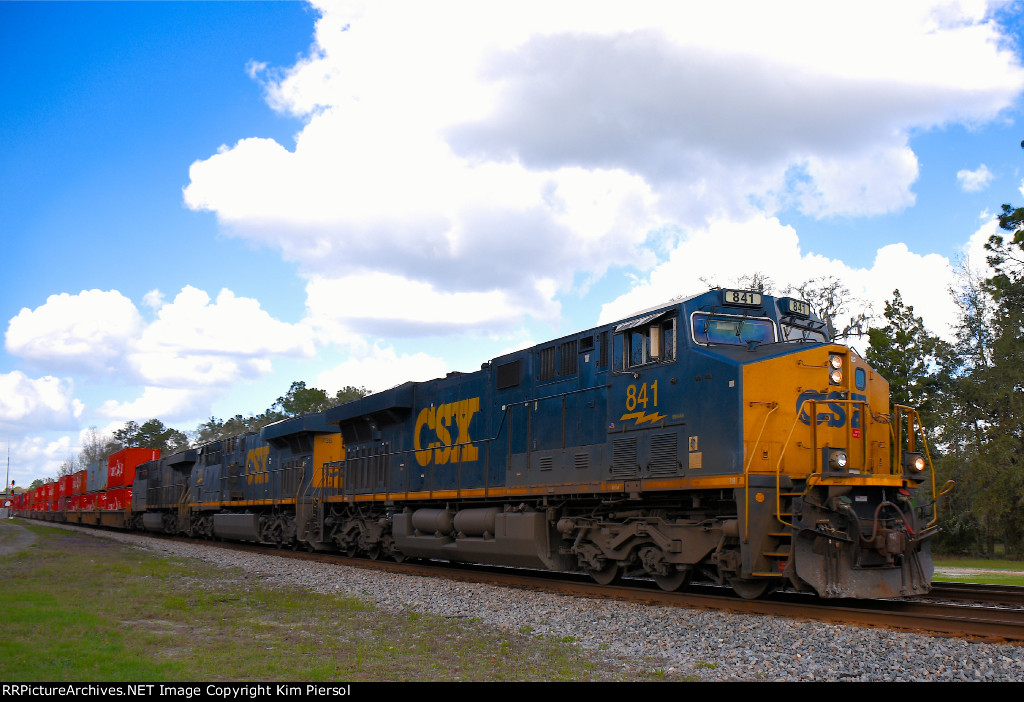 CSX 841 Q025