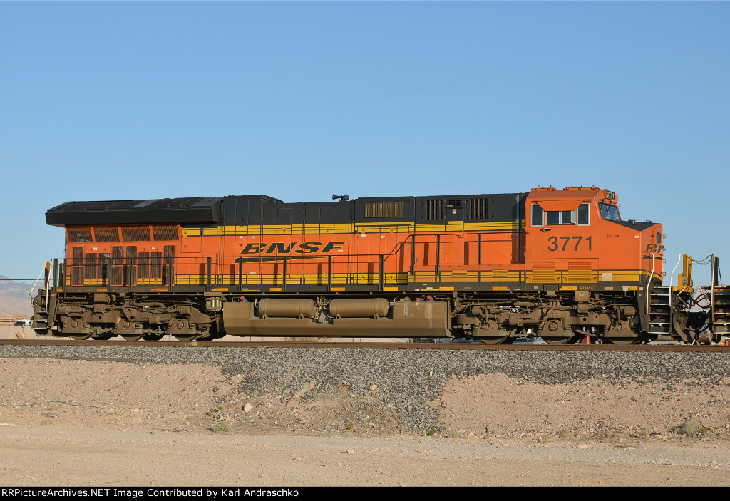BNSF 3771