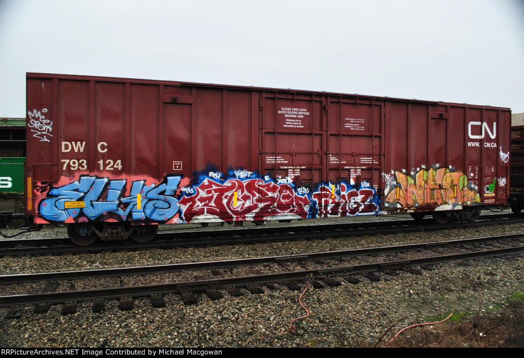 DWC 793124 60-9 ft Double Door Boxcar CN RAIL