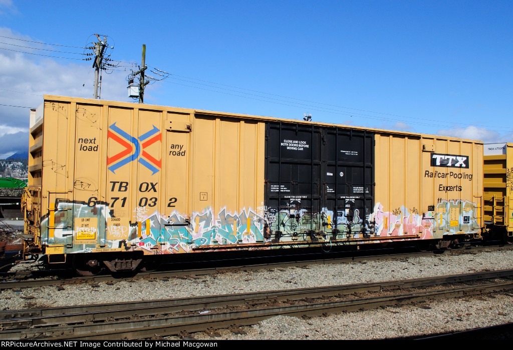 TBOX 671032 60-9 ft Double Door Boxcar TTX