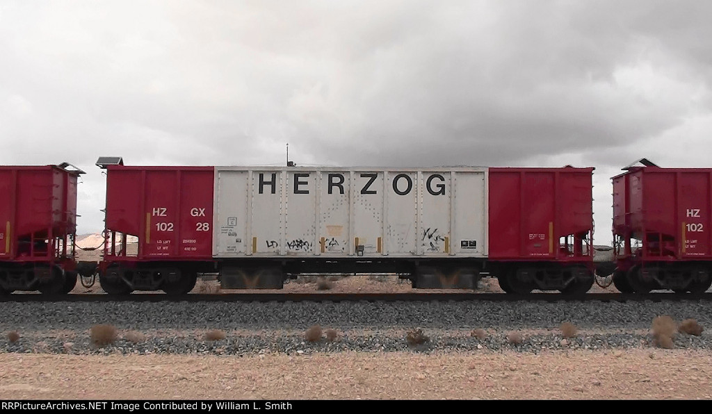 WB Ballast Unit Frt at Erie NV -32