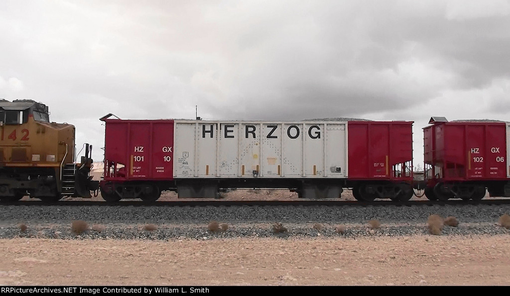 WB Ballast Unit Frt at Erie NV -7