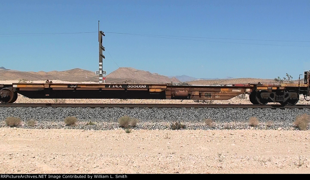 WB Spine Car Unit Frt at Erie NV -45