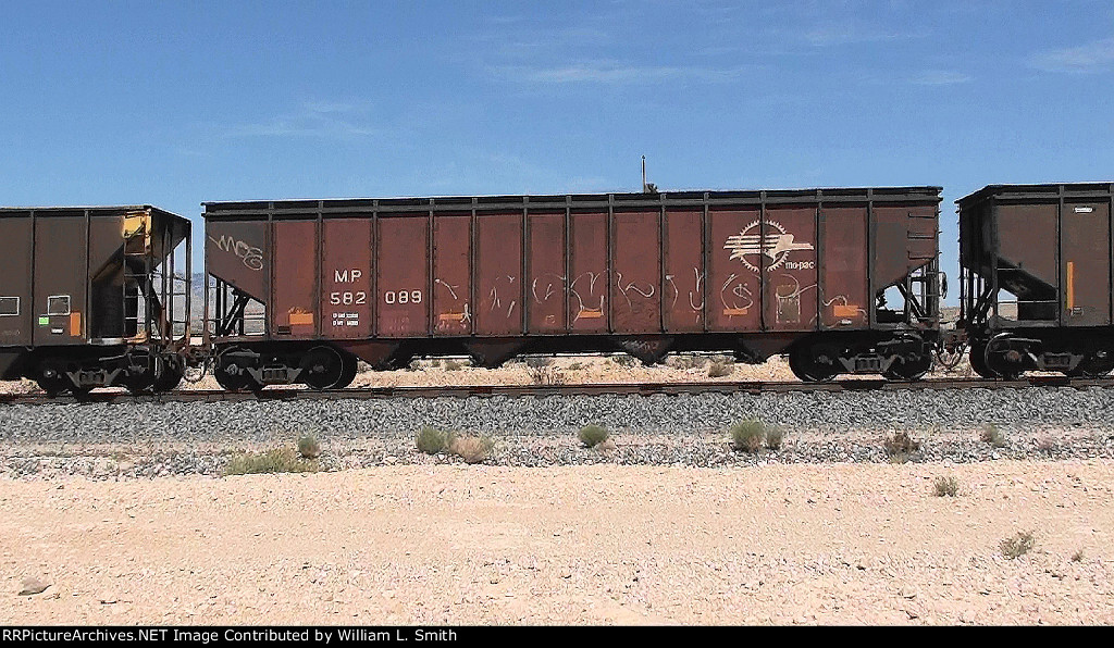 WB Mamifest Frt -HOT SHOT- at Erie NV -39