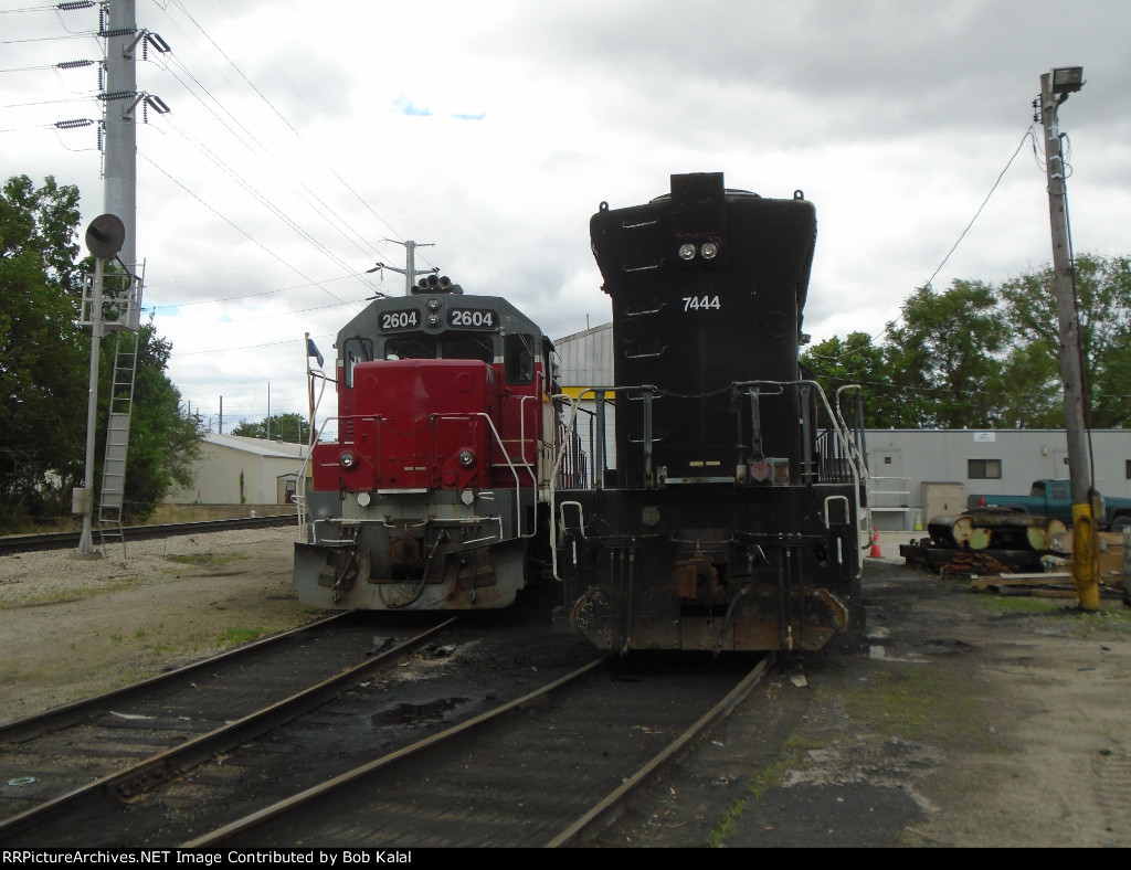 Illinois Reilway Engine 7444 & GMTX Engine 2604