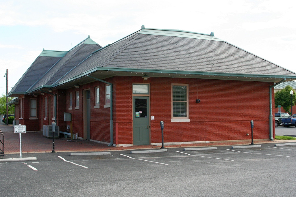 IC depot