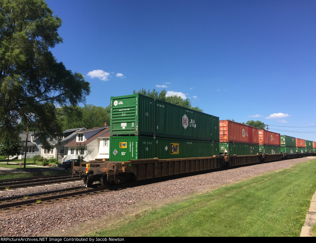 HGIU 641403, EMHU 274036