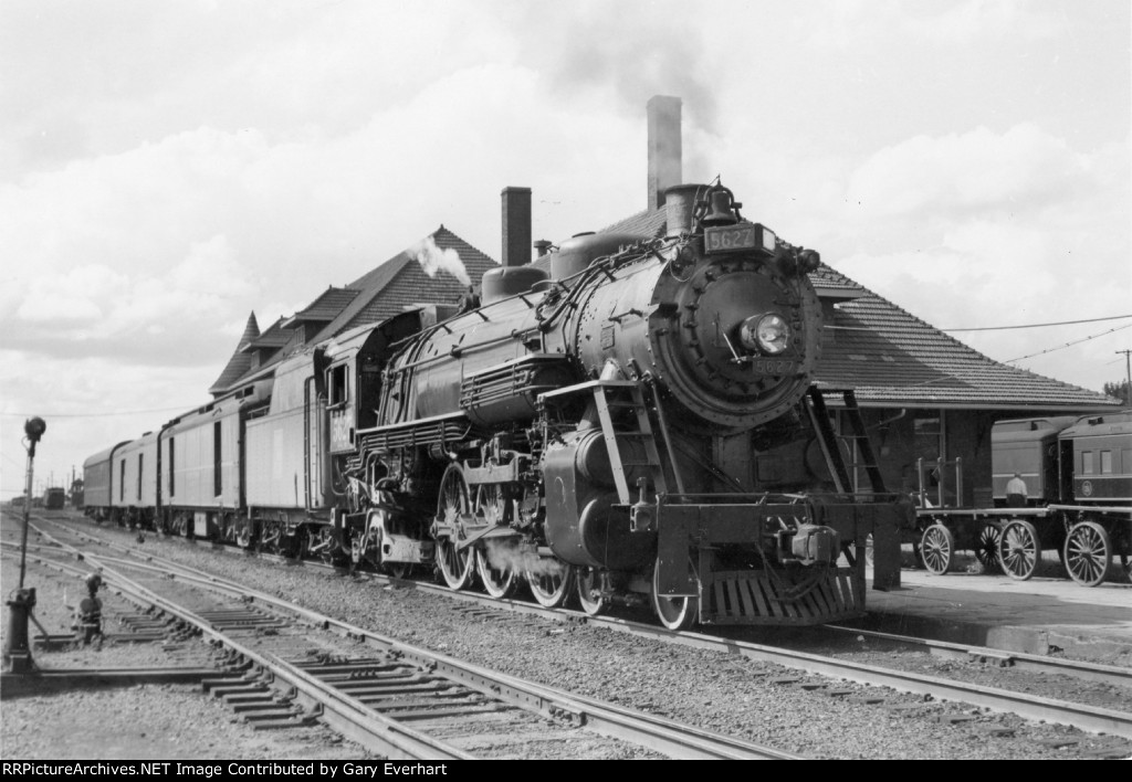 GTW 4-6-2 #5627 - Grand Trunk Western