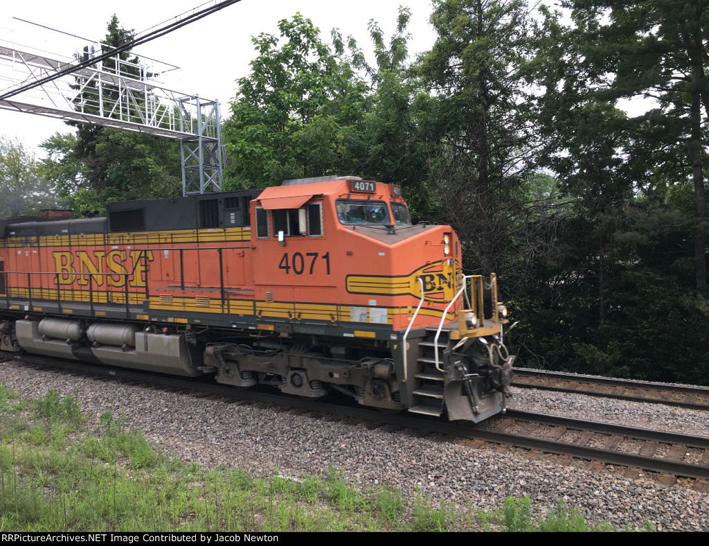 BNSF 4071