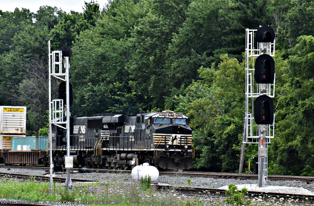NS 7521