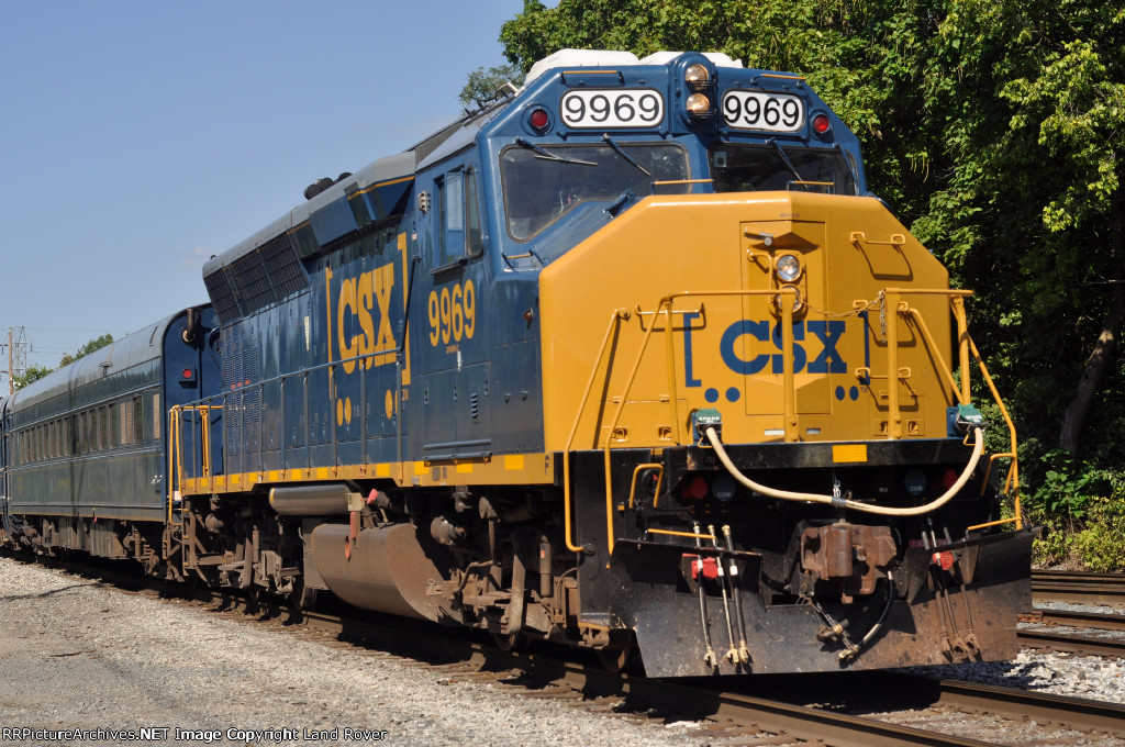 Recently discovered this picture on my phone. CSX track geometry train ...