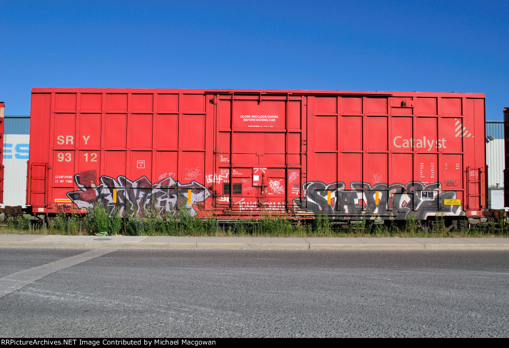 SRY 9312 50-6 ft Single Door Excess Height Boxcar (side A)