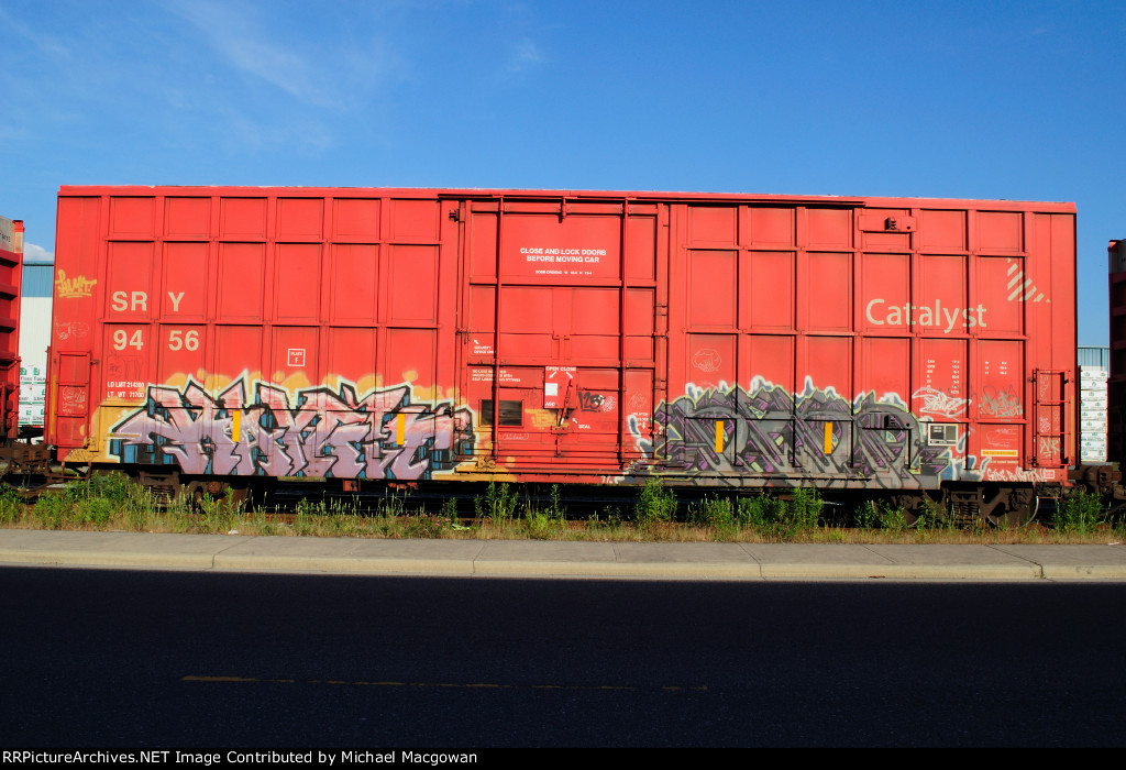 SRY 9456 50-6 ft Single Door Excess Height Boxcar (side B)