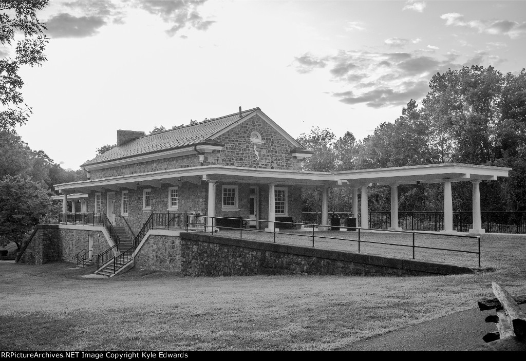 Reading Railroad "Valley Forge" Station