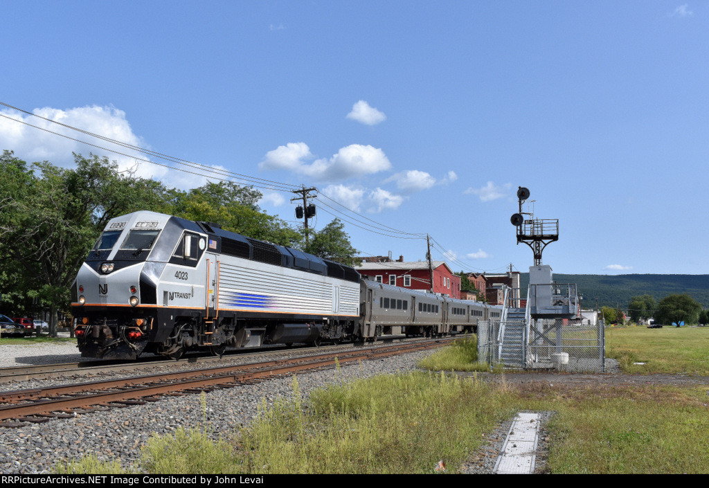 NJT PL42AC