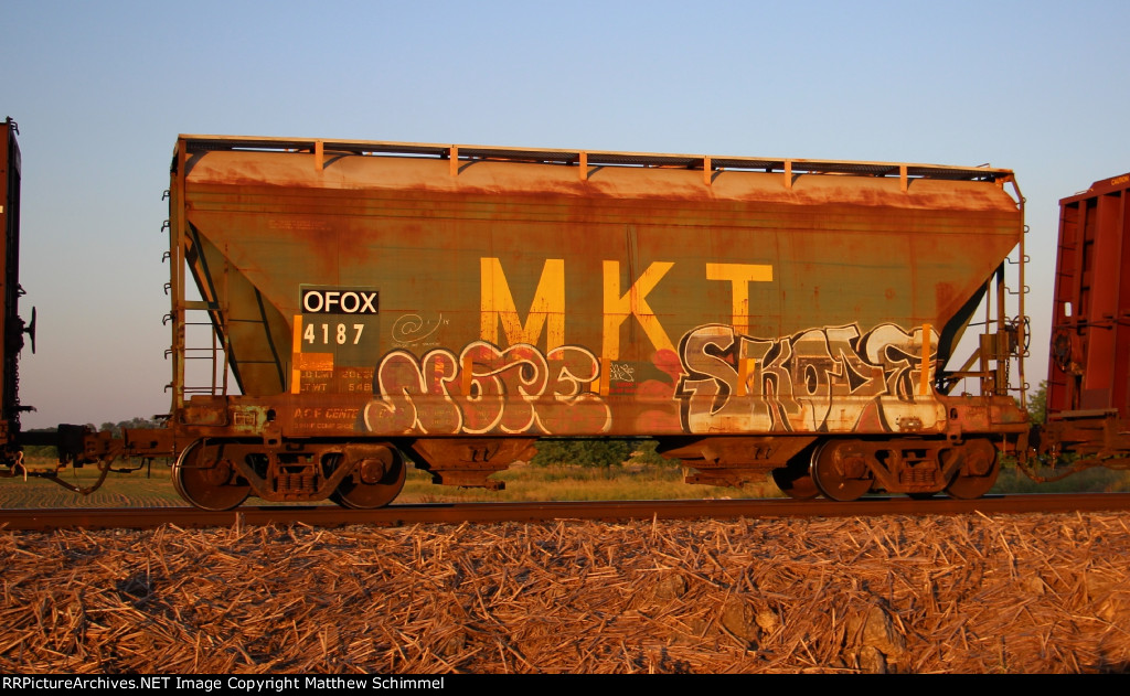Ex-MKT 2 Bay Hopper