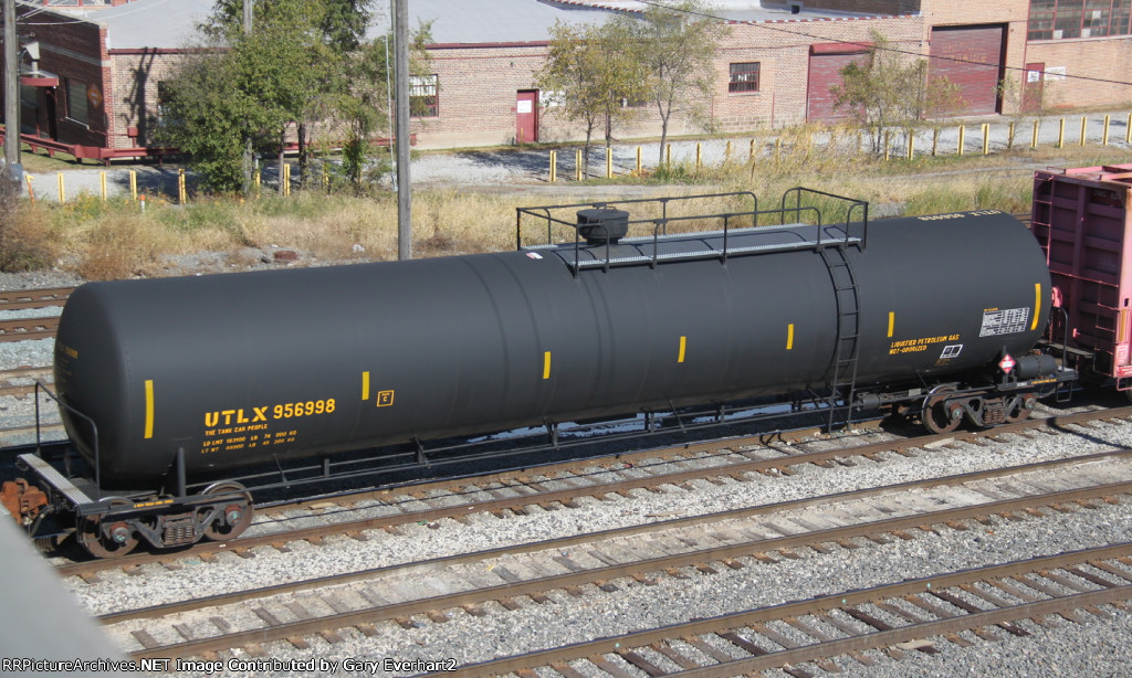 UTLX 956998 - Union Tank Car