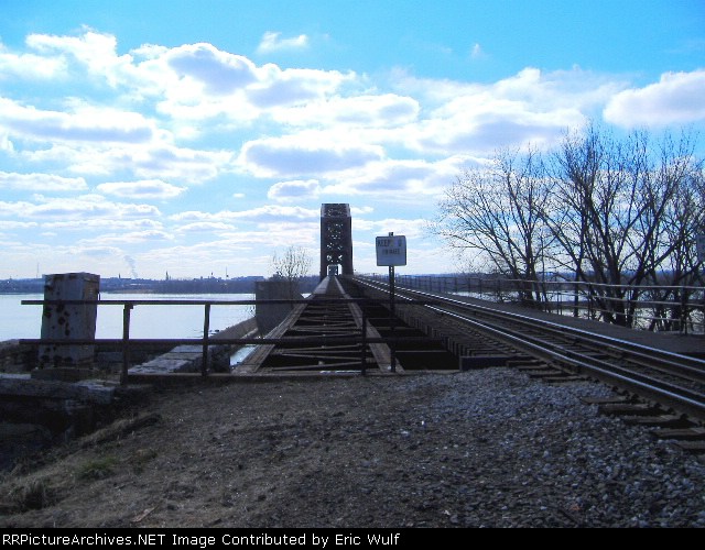 LIRC (PRR) Bridge