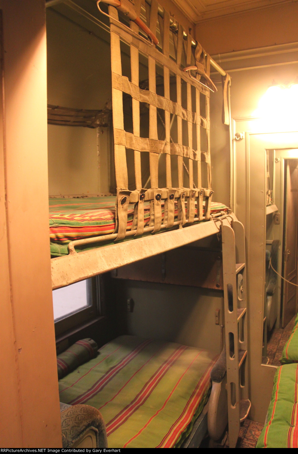 PULL St.Carvan Pullman Sleeper Accomodations