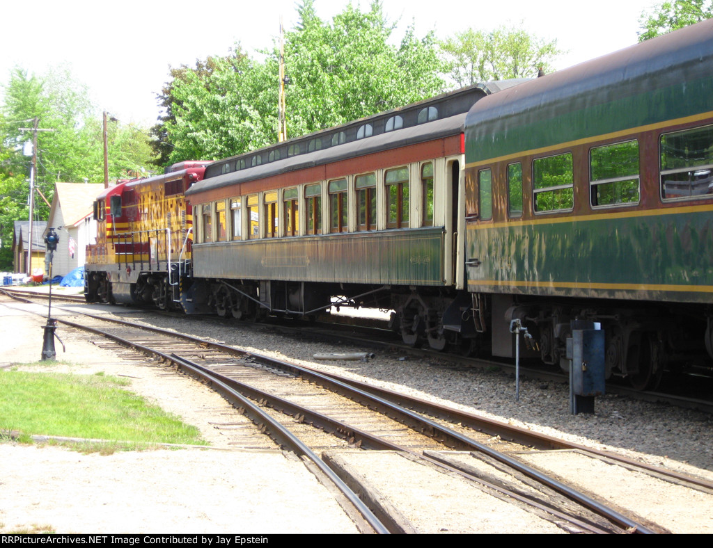 They Valley train waits for departure time