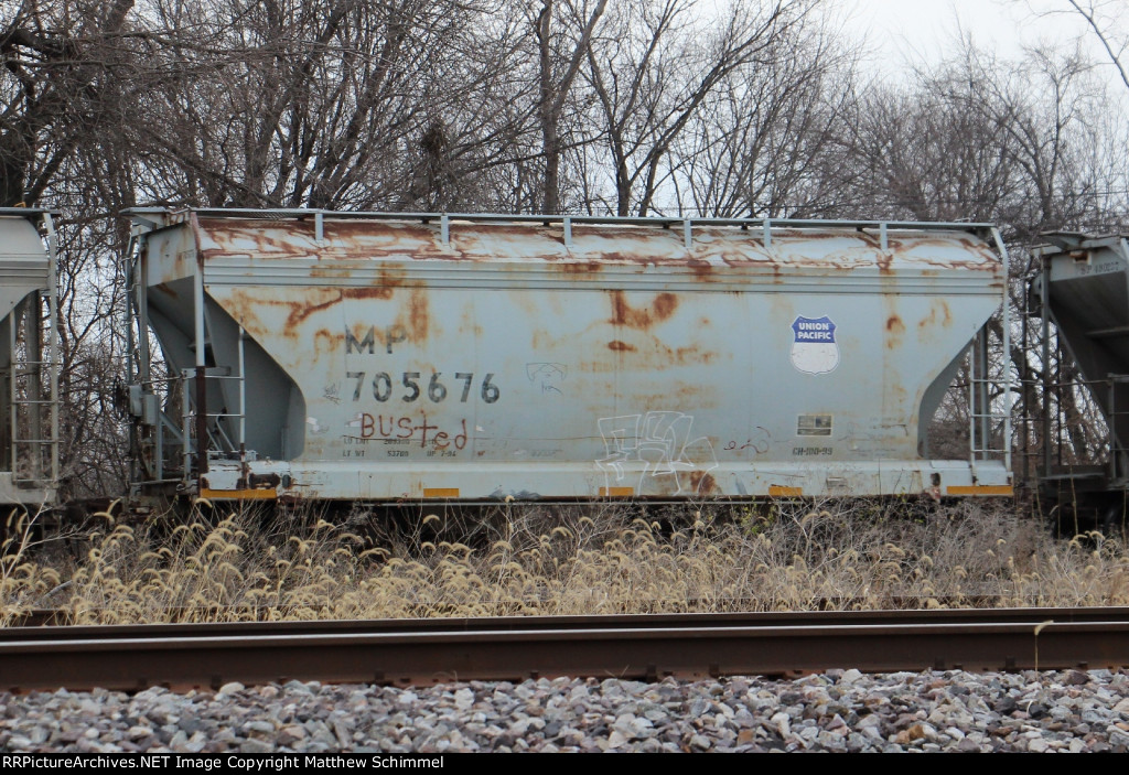 Mo-Pac 2 Bay Covered Hopper