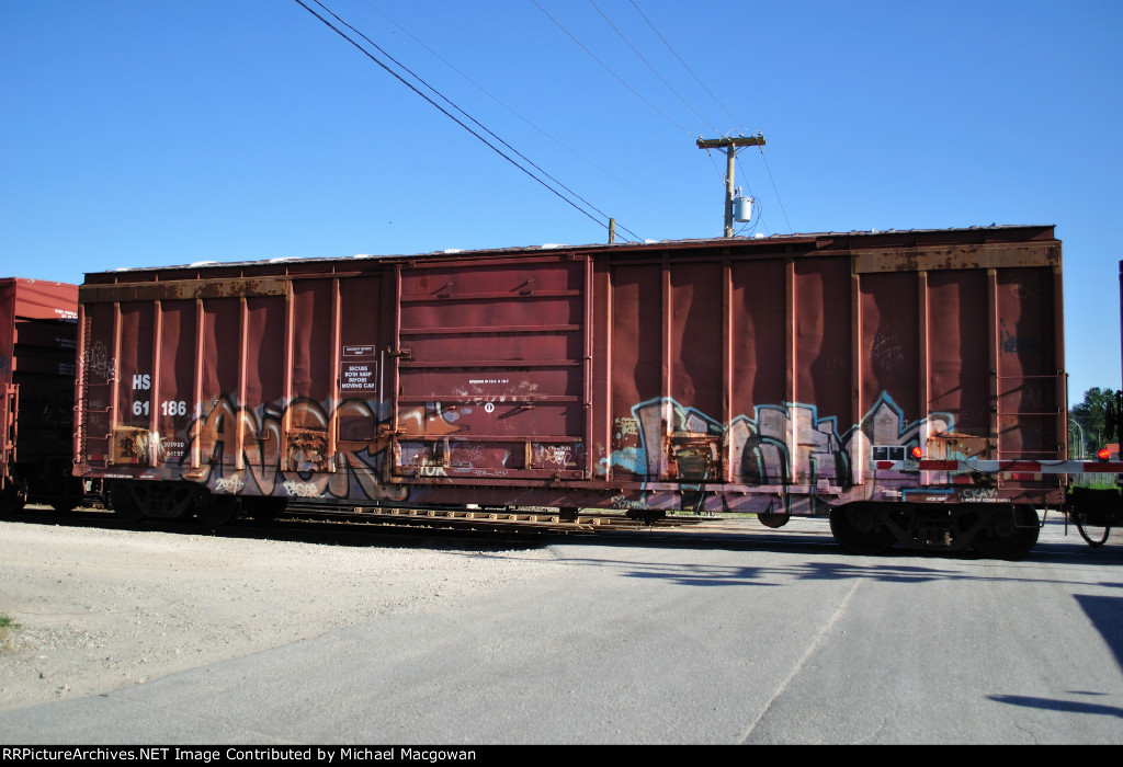 HS 61186 50-6 ft Single Door Boxcar (side A)