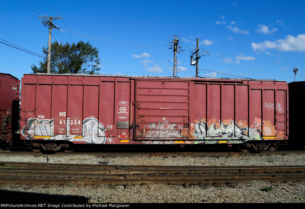 HS 61334 50-6 ft Single Door Boxcar (side A)