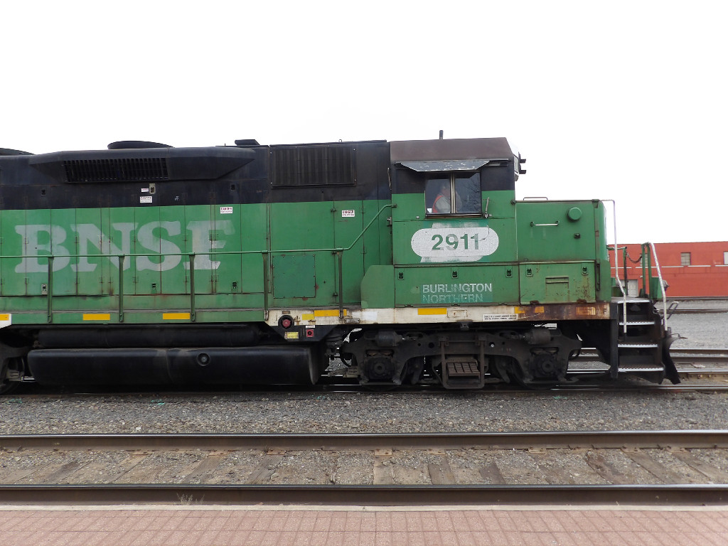 BNSF GP39E 2911