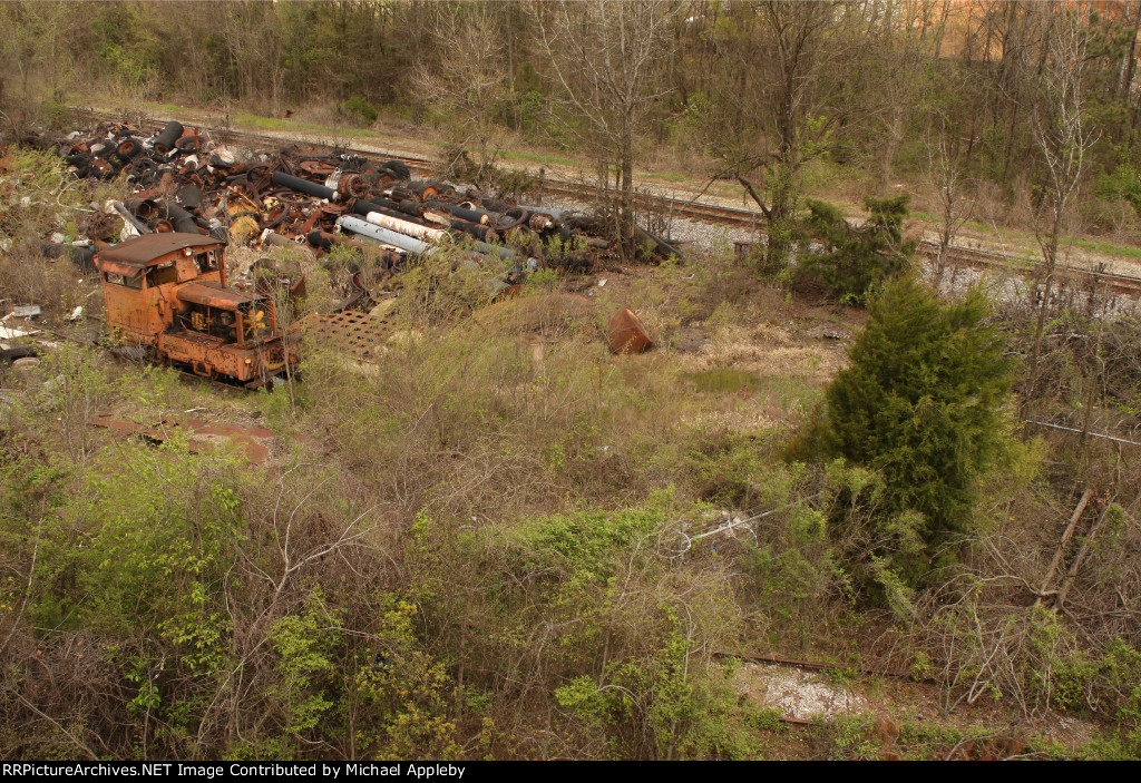 Old NL-1 amongst scrap.